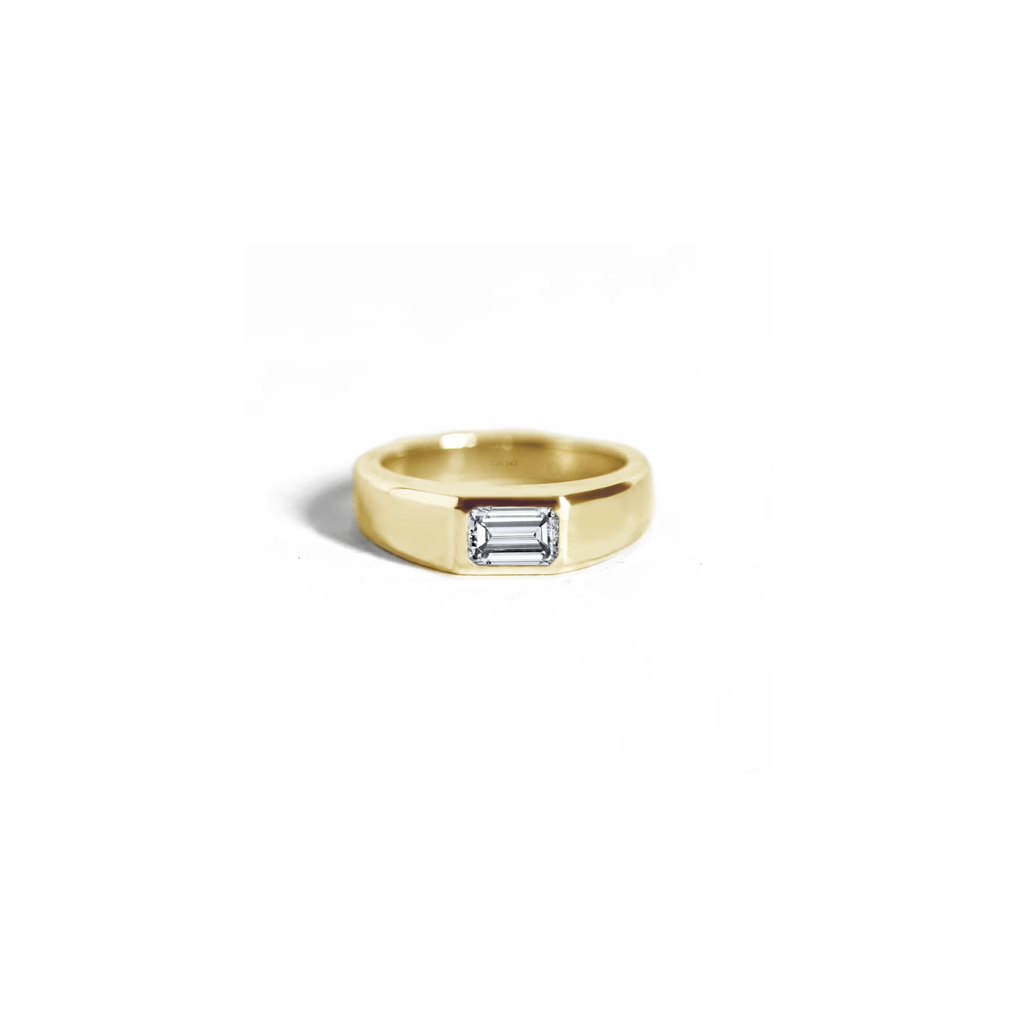 Noble Emerald Gold Ring – Maya Jewel House